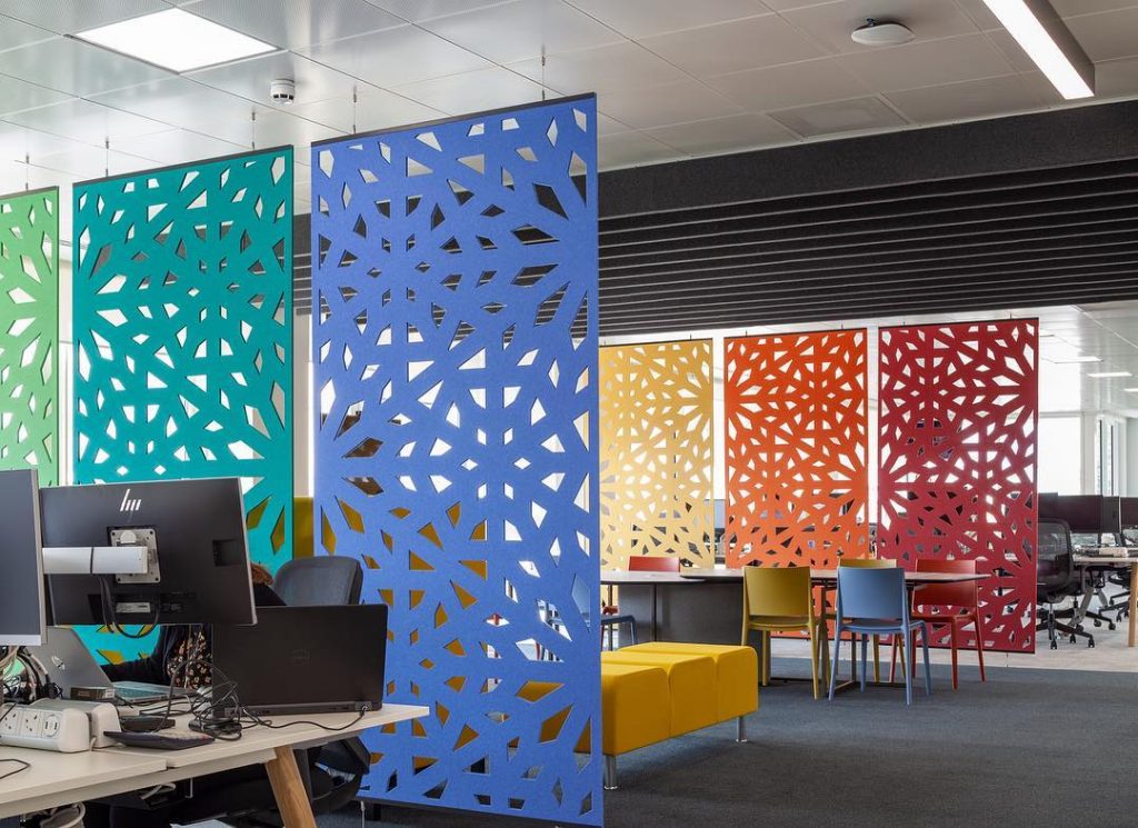 Hanging Expanding Cascade Screen | Designer Allboards